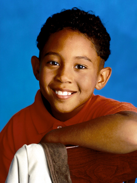 Taj Mowry of Smart Guy - Bocalista