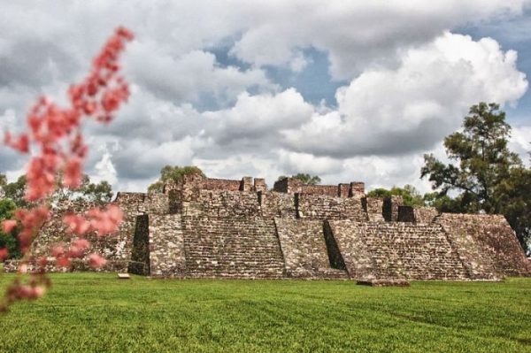 Teopanzolco 1 - Bocalista